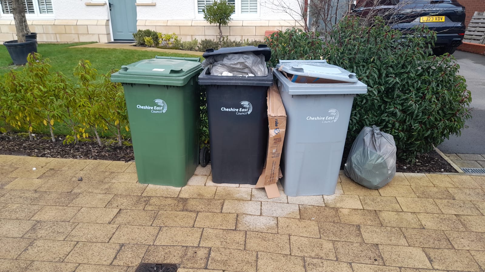 Private Bin Collection - The Rubbish Removers